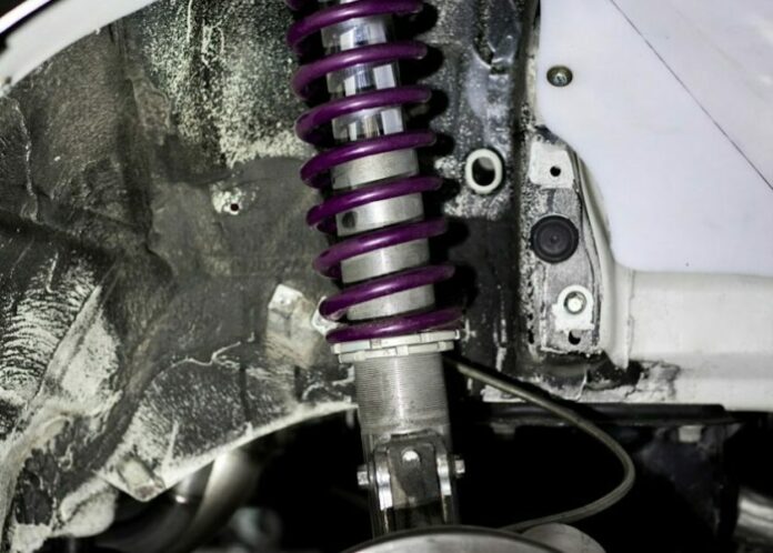 Cara Mudah Mengetahui Shockbreaker Mobil Bermasalah – Mobilitas.id